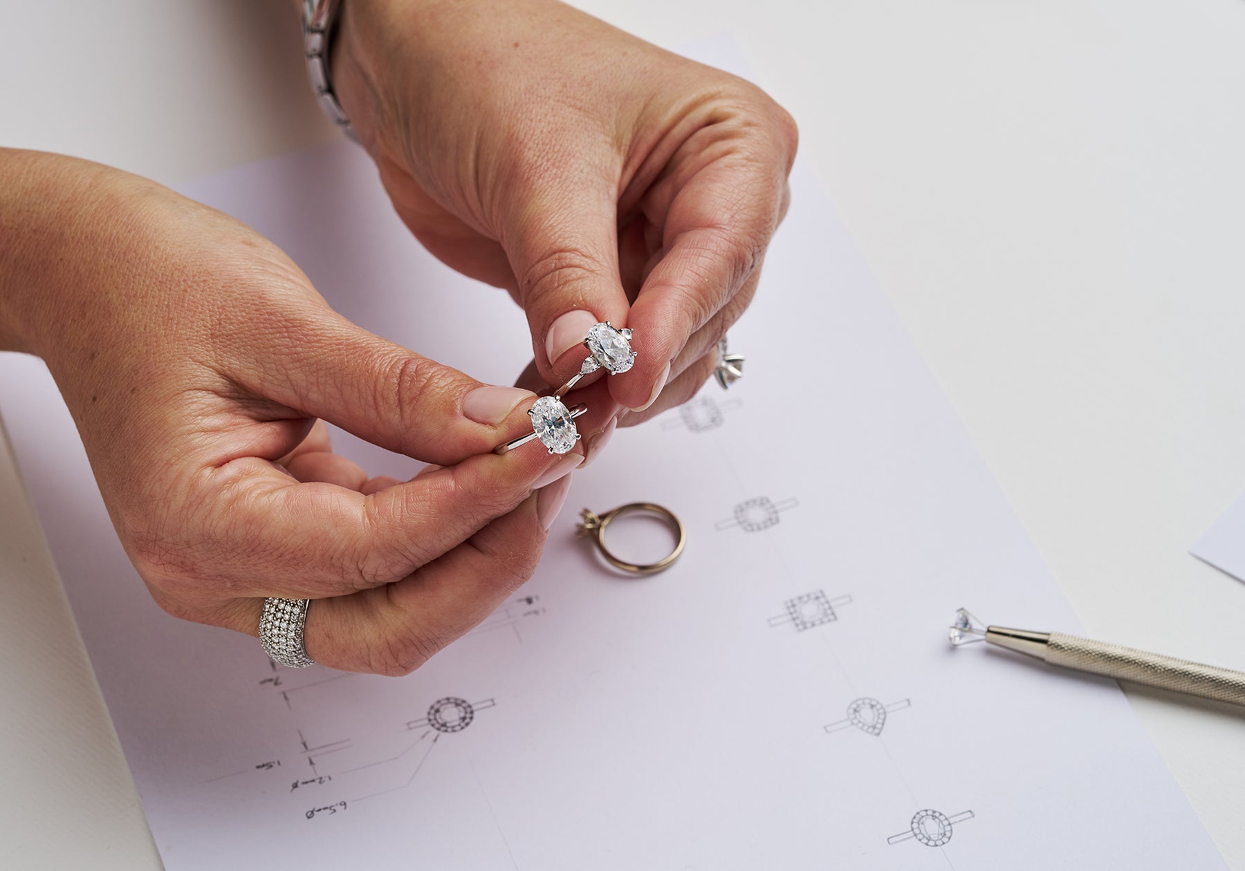 Side Stone Engagement Rings